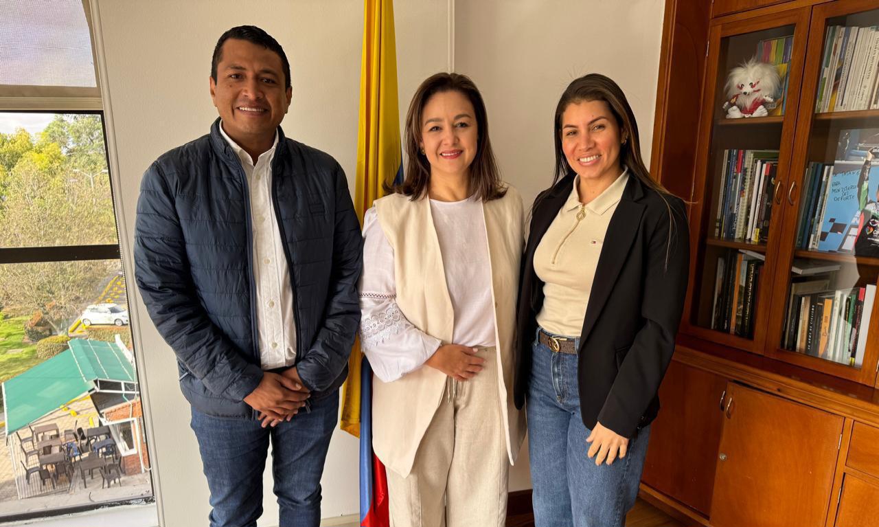 Ronald Flórez, el Alcalde de la tecnología, la inclusión social, la cultura y el deporte ...