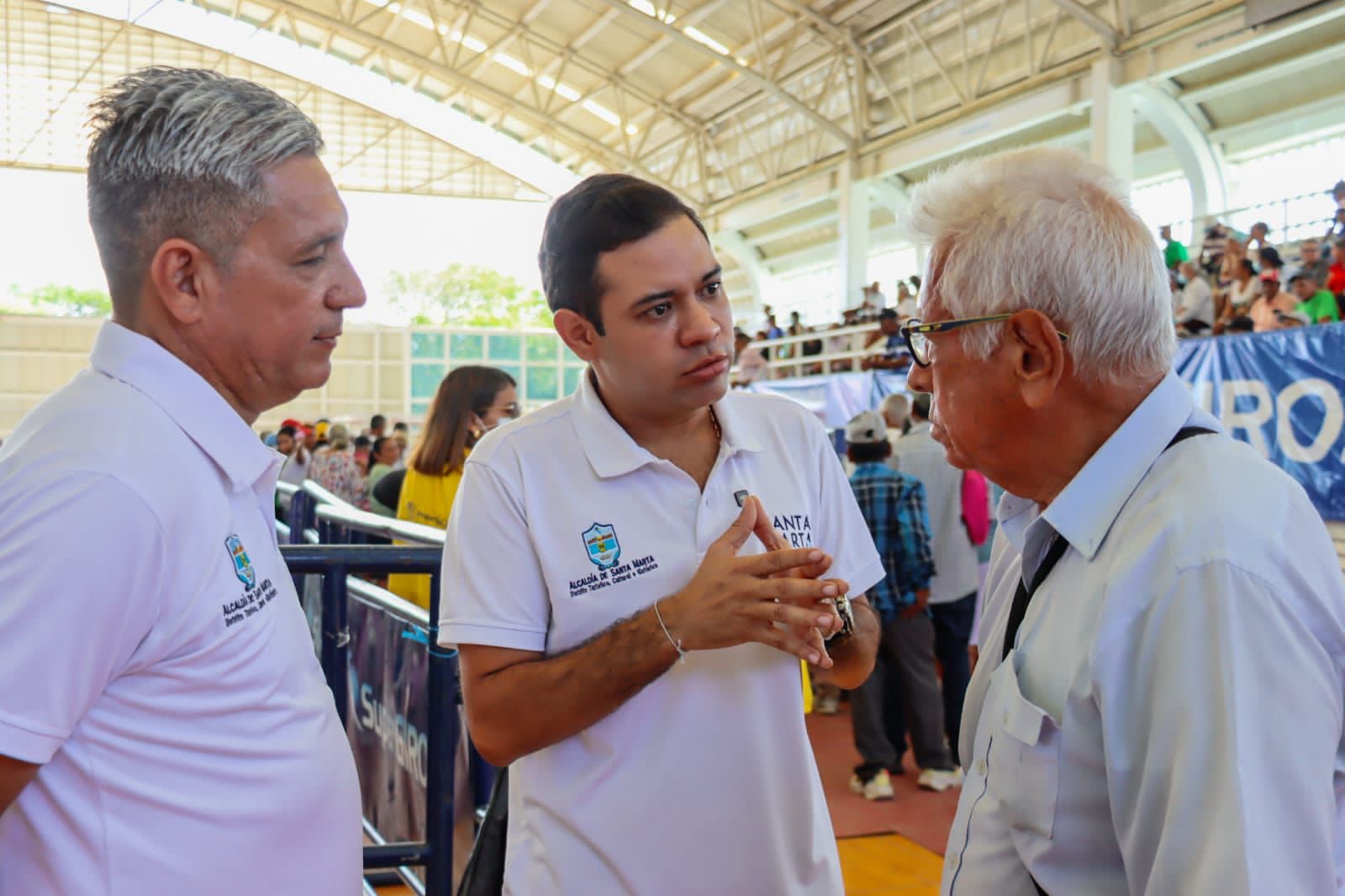 Alcaldía de Santa Marta distribuye subsidios a 12.607 adultos mayores ...